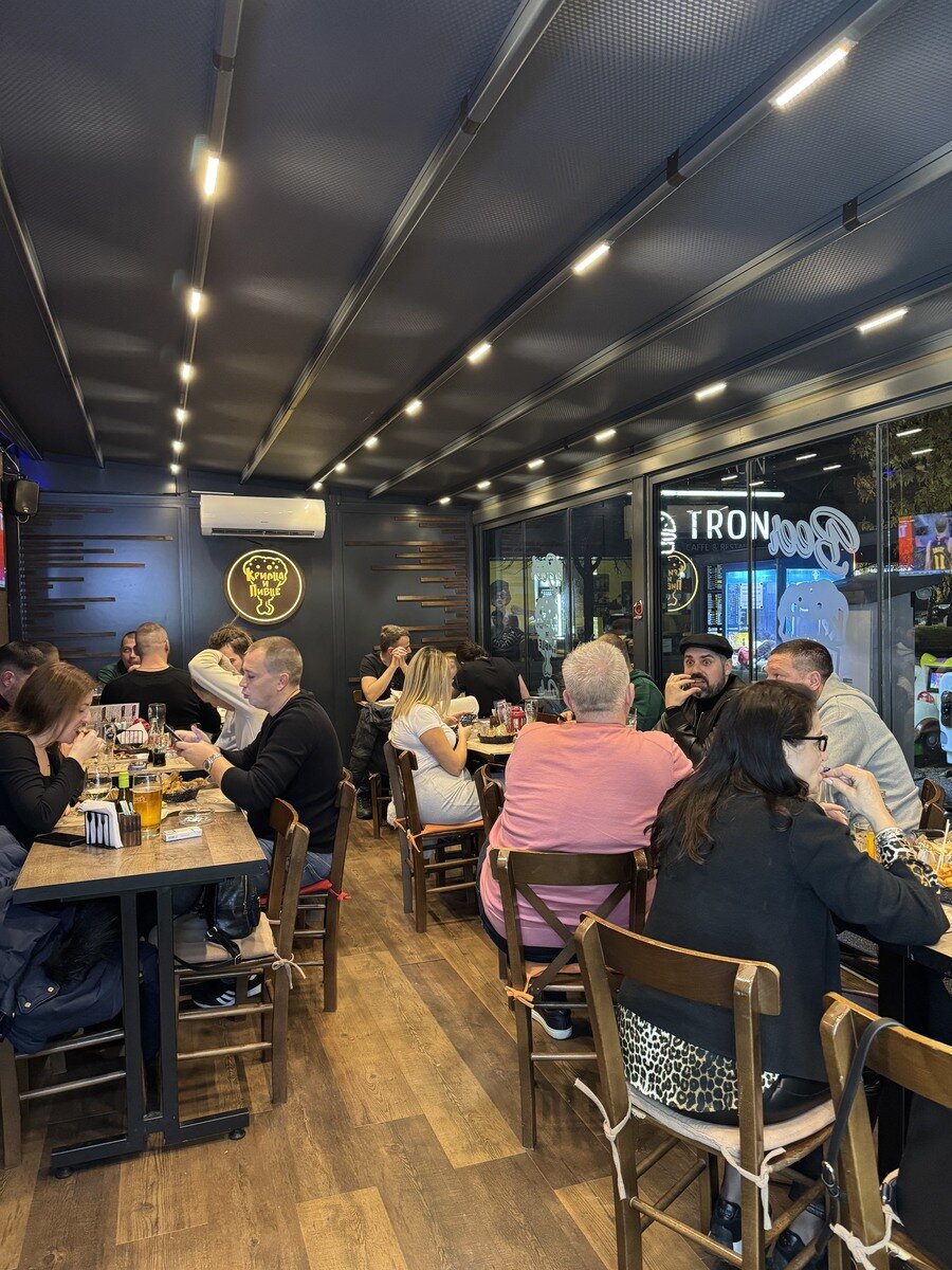 Iz Niša širom Srbije stiže restoran "Krilca i Pivce" - Sve o novcu